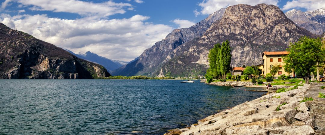 Trekking vicino Milano: Val Codera selvaggia, tra laghi e montagne