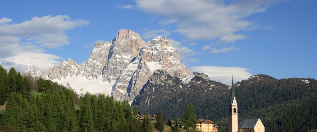 Veneto, trekking sulle Dolomiti del Cadore: il giro del Monte Pelmo