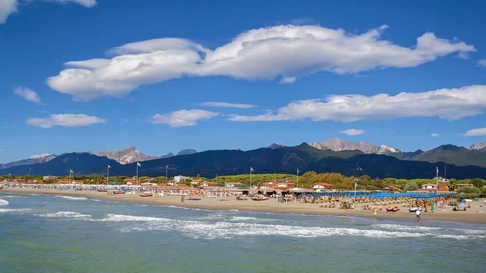 VERSILIA, terra di sole e di artistiVERSILIA, terra di sole e di artisti