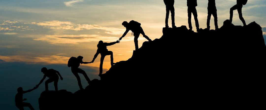 Camminare in gruppo fa bene al corpo e la mente