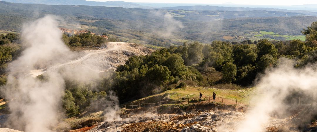 Toscana, il Parco delle Biancane: geo-trekking tra le Colline ...