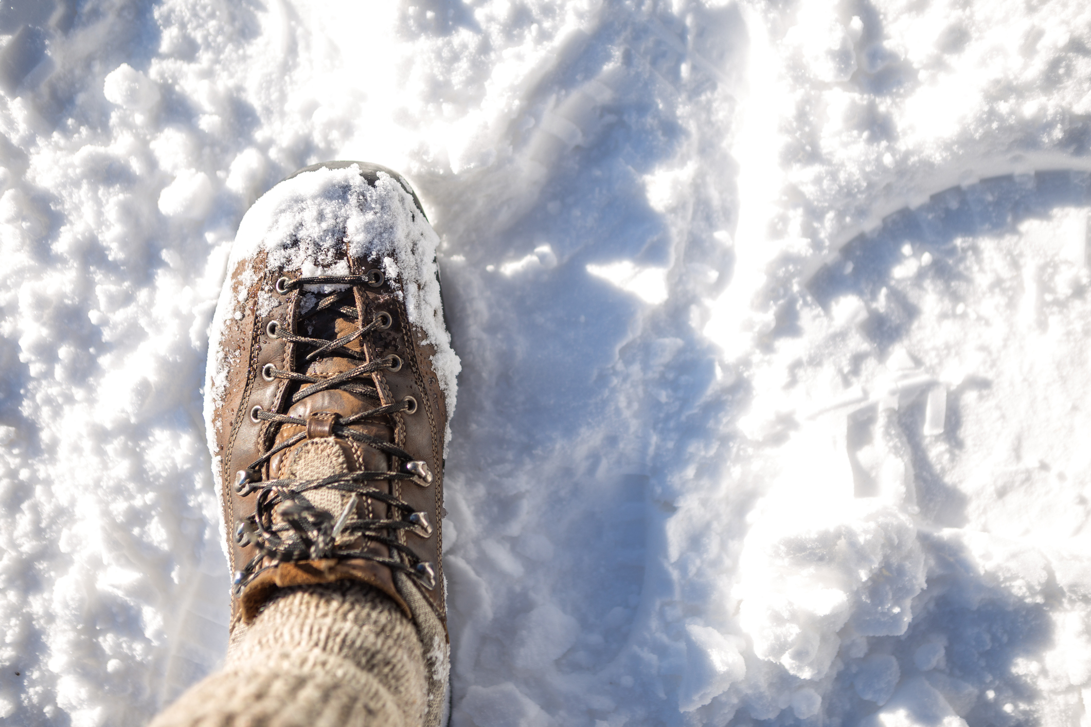 Come scegliere le calze da trekking per l'inverno e la neve