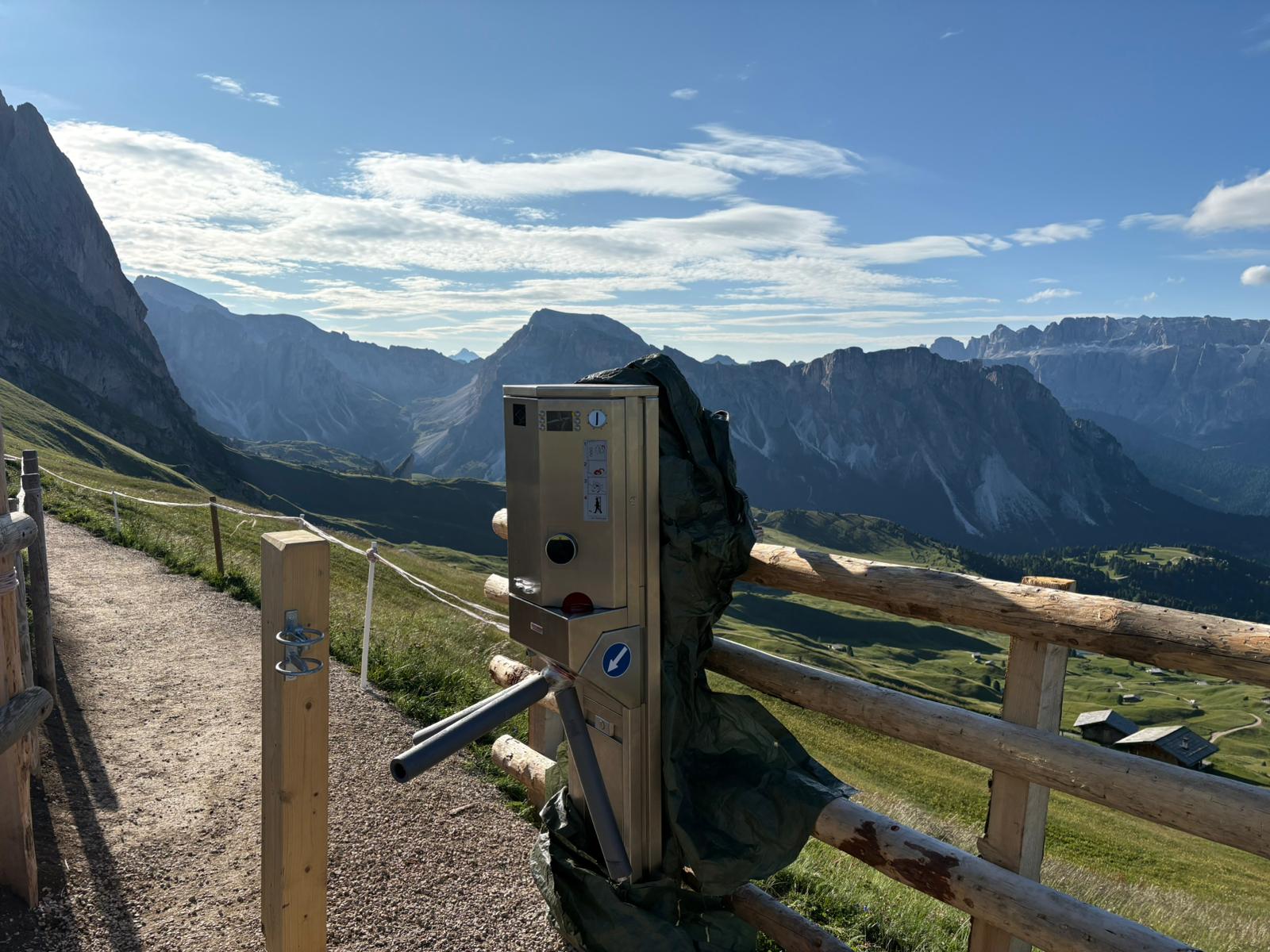 Tornello sul sentiero in Val Gardena: il Cai si oppone alla montagna a ...